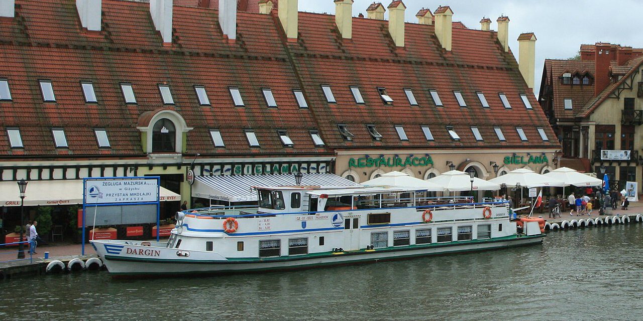 Mikołajki, rejsy statkiem szlakiem WJM - Ośrodek Wiartel